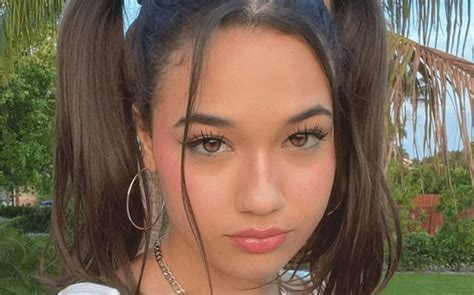 What You Should Know About Jasi Baes Onlyfans And Her Online Persona