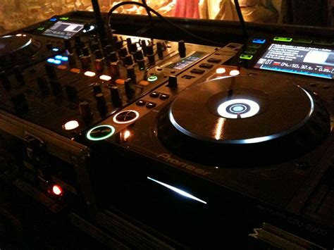 Cdj Wallpapers Top Free Cdj Backgrounds Wallpaperaccess