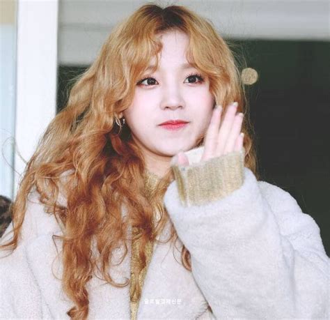 Yuqi Pics Yuqipictures Twitter Kpop Girls Ulzzang Korean Girl