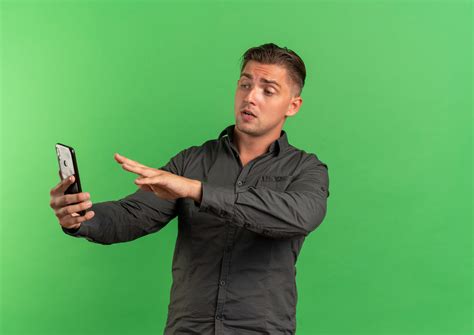 All The Hidden Gestures On Android To Master Your Phone Without Buttons