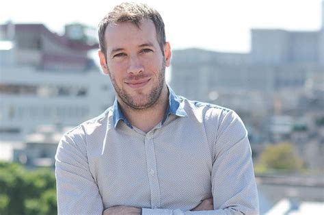 Zf It Generation Start Up Pitch Daniel Ionescu Cofondator şi Ceo Instasun Dispozitiv