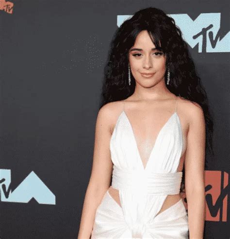 Camila Cabello Stars In Victoria S Secret S First Bilingual Campaign
