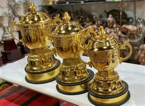 Matel Gold Metal Trophies Ipl Trophy High Quality Premium At ₹ 4678set