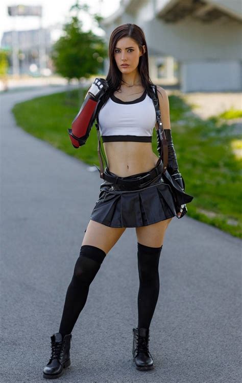 Erin Olash Scrolller