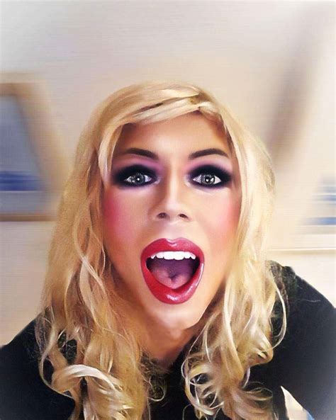 Caption Me Scrolller