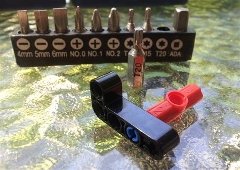 Disassembly What Tool Can Get The Technic Pin Out From A Connection Closed In The Other End