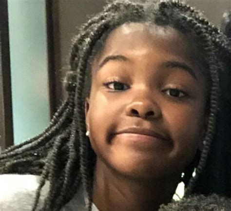 Pin By Enticing On Beautiful Cuties Beautiful