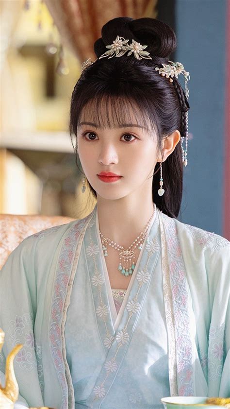 Điền Hi Vi ชดเทพนยาย ผม คนสวย