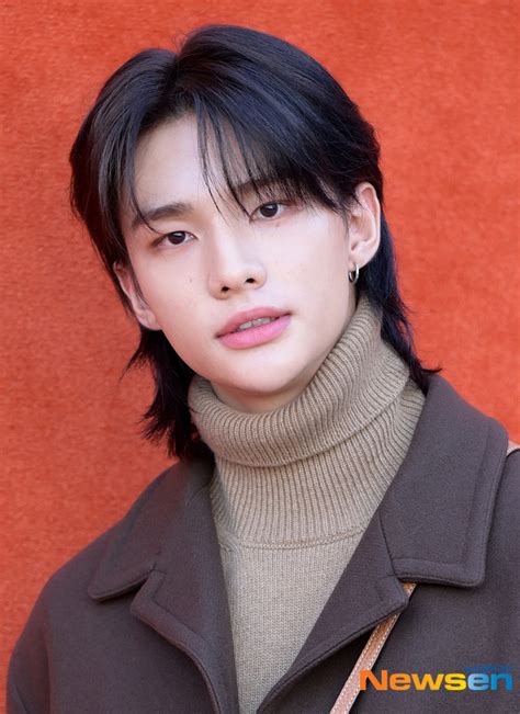 스트레이 키즈 현진 극강의 비주얼[포토엔hd] 뉴스인코리아