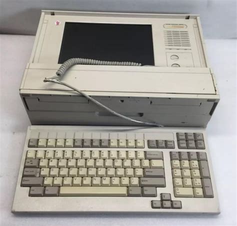 Compaq Portable 486 R Retrobattlestations