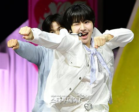 [포토] 사쿠야 장난기 넘치게 스타투데이