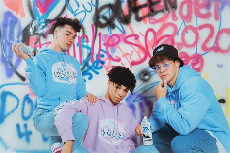 Larray Fan Acc Larrayfanacc3 Twitter