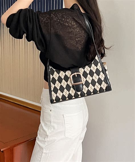 [🕊️🎉어디에나 찰떡 데일리템 당일출고👑]체스 패턴 미니 숄더백 아가일패턴 다이아몬드 에이블리
