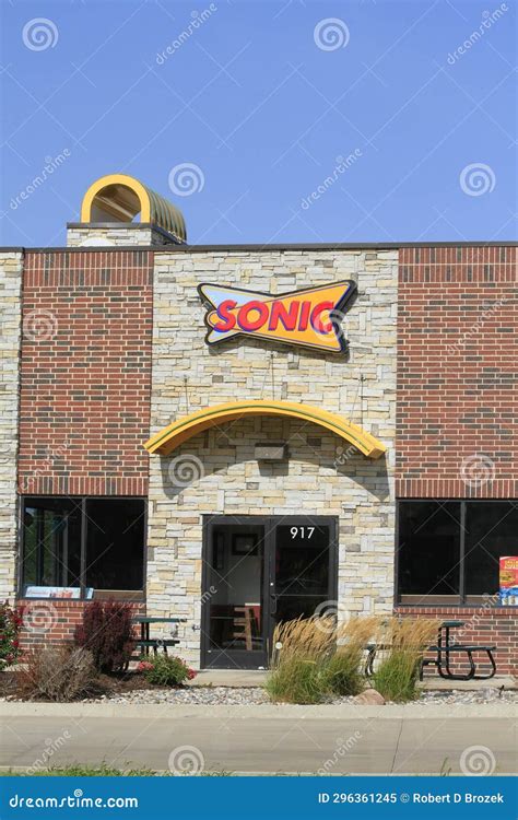 Sonic Fast Food Restaurant With Blue Sky Editorial Image Image Of Logo Architecture 296361245