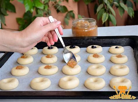 Песочное печенье рецепт с повидлом Павлиньи глазки Yemek Tarifi Yemek Tarifleri Pastalar