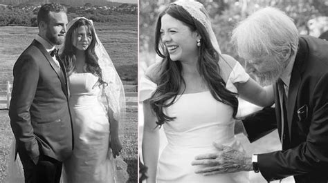 Efsane Oyuncunun Mutlu G N Sekiz Ocu Undan En Gencini De Evlendirdi Magazin Haberleri