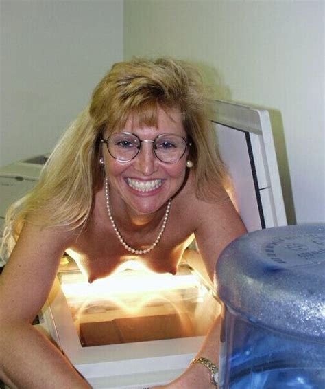 Mom In Office Temp78