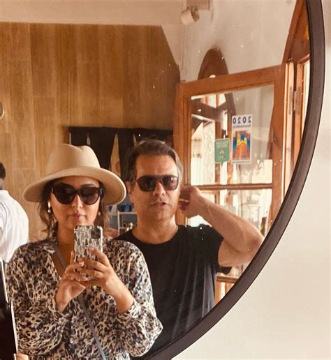 عکس عاشقانه و جدید پیمان قاسم‌خانی و همسرش