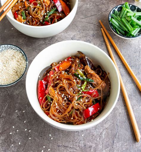 Рецепт стеклянной лапши с курицей и овощами с фото пошагово на Вкусном ...