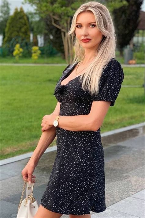 Charming Violetta 42 Y O From Kharkov With Blonde Hair ID 455300 LadaDate