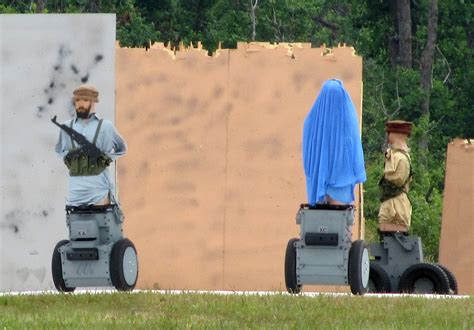Mcsc Demonstrates Robotic Moving Target System Marine Corps Systems