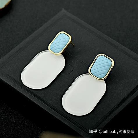 蓝白菱格 椭圆形耳环 知乎