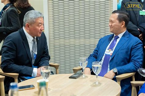 សម្តេចធិបតី ហ៊ុន ម៉ាណែត អនុញ្ញាតឱ្យសមាជិកនៃគណៈកម្មាធិការប្រតិបត្តិ