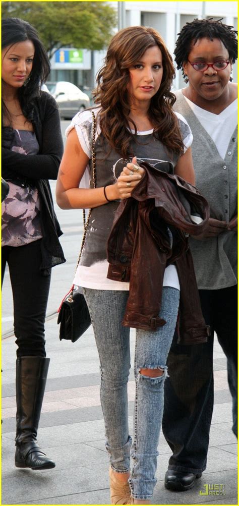 Ashley Tisdale Checks Out Cheer Competition Photo Photo Gallery Just Jared Jr