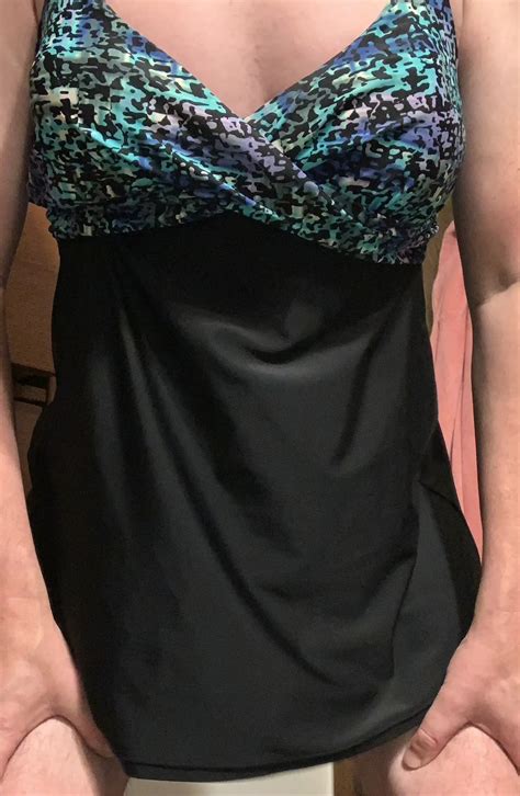 Bed Post And Swim Suit 20 Pics Xhamster