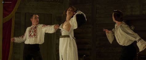 Keira Knightley Nude Topless And Lesbian Sex With Eleanor Tomlinson Colette 2018 HD 1080p