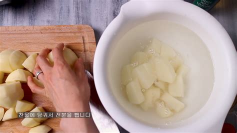 스페인의 감자요리 파타타스 브라바스 Patats Bravas