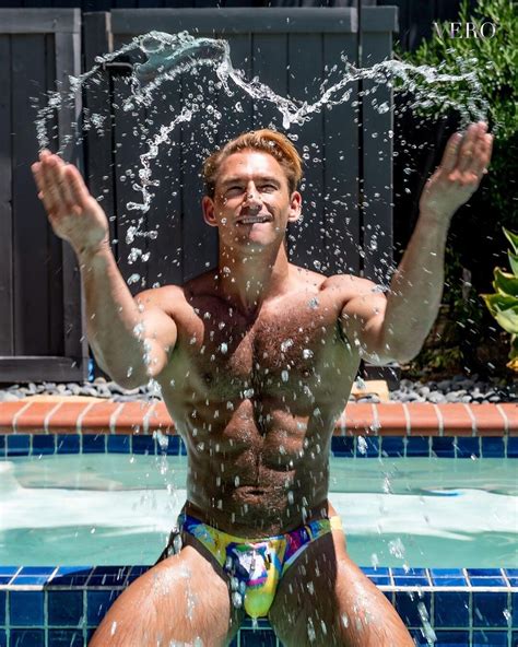 Ruaridh Hunter Aka Ruars Photo 31