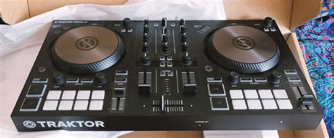 5 Best DJ Controllers for Beginners [Entry-Level Models]