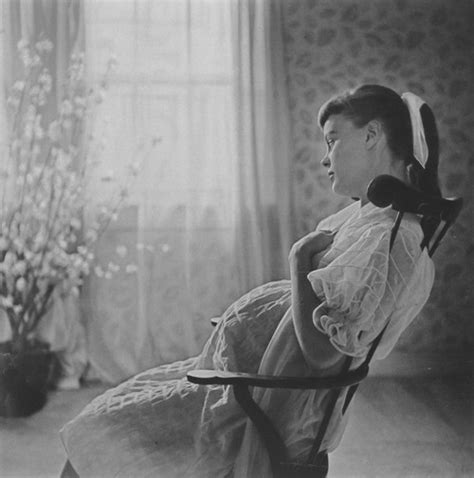 Pregnant Girl 1950 Philippe Halsman