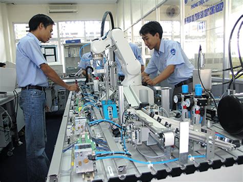 8 Điều cần biết khi học Ngành Kỹ thuật cơ điện tử Cổng Thông Tin Đại