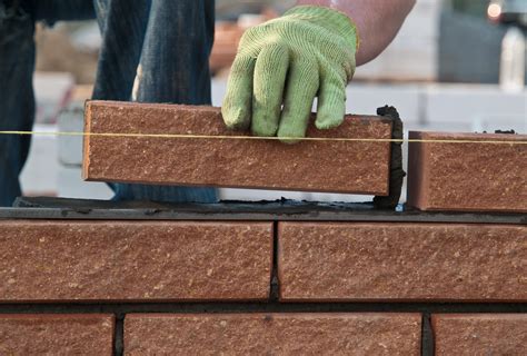 How Much Does It Cost To Hire A Bricklayer Au