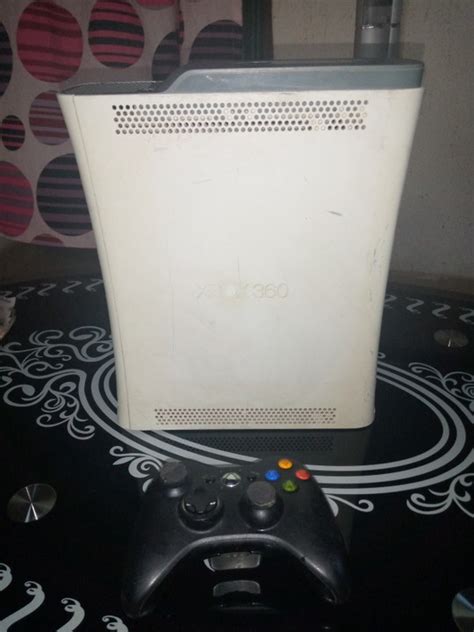 sold xbox 360 hacked with 5 games for 8k gaming nigeria