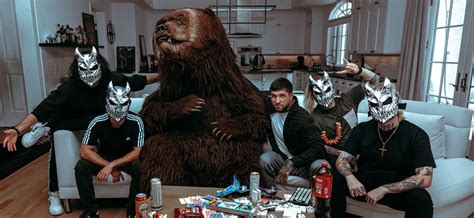 Watch Sex Pistols And Primal Scream Form An Impromptu Supergroup While