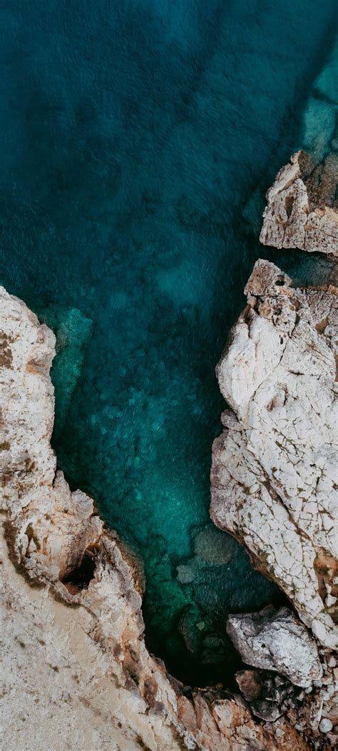 Download Xiaomi Mi Ultra Stock Wallpapers Zip File Included