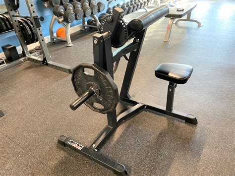 VIDEO Titan Fitness Bicep Tricep Curl Machine Review
