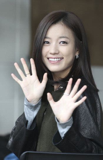 한효주 동이로 日진출 본격 시동