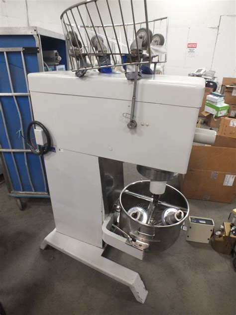 Blakeslee 60 Quart Mixer