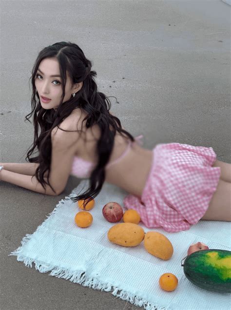 រូបភាពថ្មី ពេជ្រ វត្តីសារ៉ាវឌ្ឍី បង្ហាញភាពស្រស់ស្អាត ហ្វេនៗសរសើរ គ្រប់គ្នា Khmerload