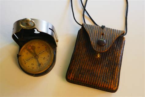 Kompass Antik Lederettui Gebraucht In Für Chf 10 Nur Abholung Auf