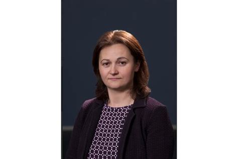 Президентът назначи в Конституционния съд проф Сашо Пенов и д р Невин Фети