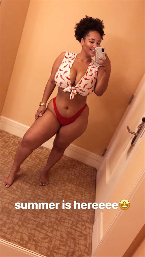 Perfect Curvy Body Shesfreaky