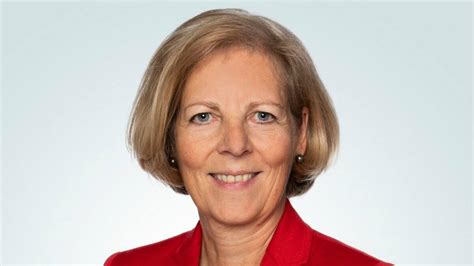 Siegfried Holt Isabelle Welton In Den Verwaltungsrat Handelszeitung