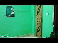 Hot Milf Aunty Shared Hindi Latest Threesome Sex Xxx Mobile Porno Videos Movies Iporntv Net