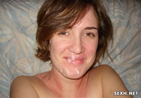 Море спермы на симпатичных личиках любовниц Pic