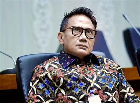 Suami Puan Muncul Dalam Skema Korupsi Menara Bts 4g Kominfo Yan